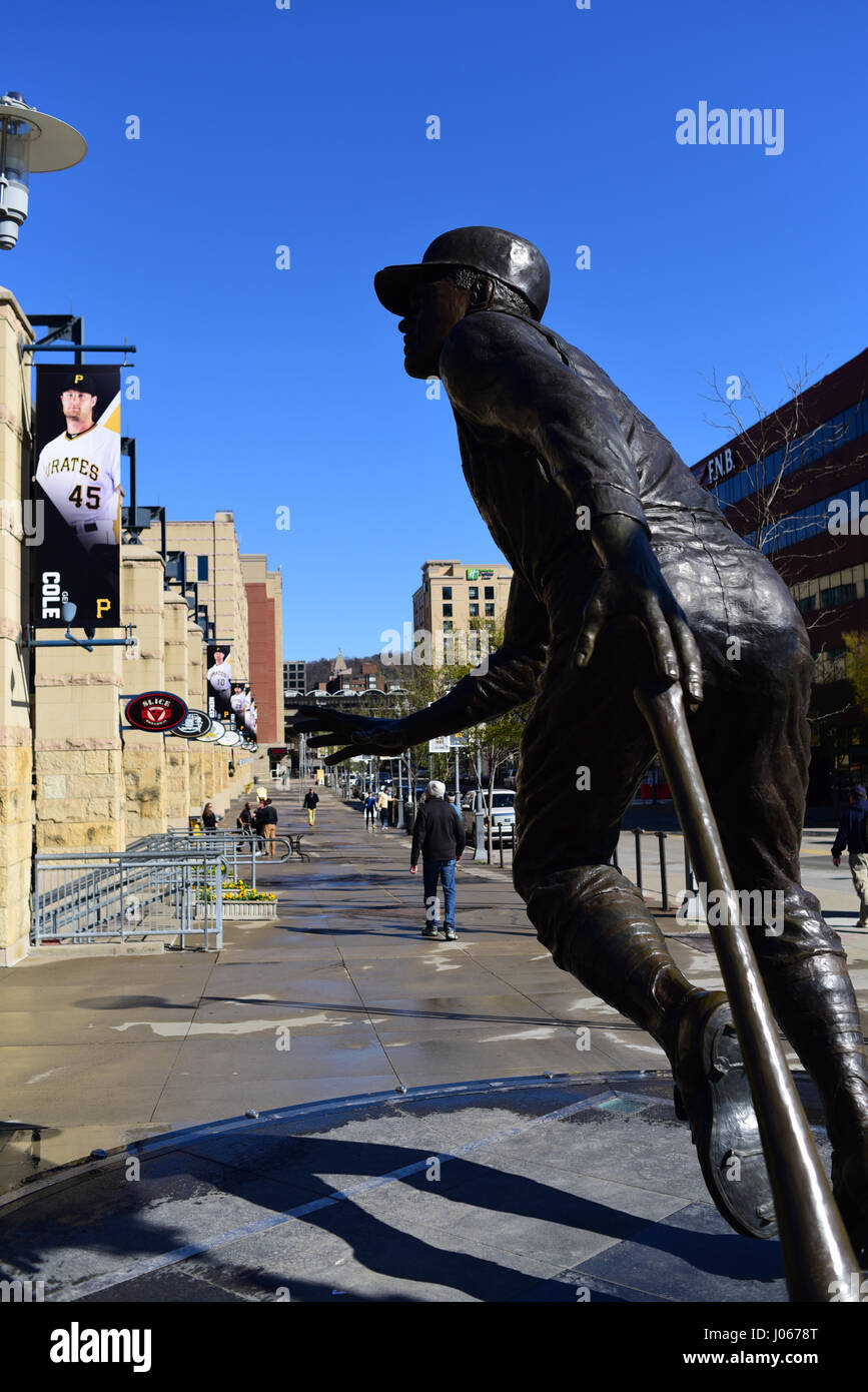 Roberto clemente field hi-res stock photography and images - Alamy