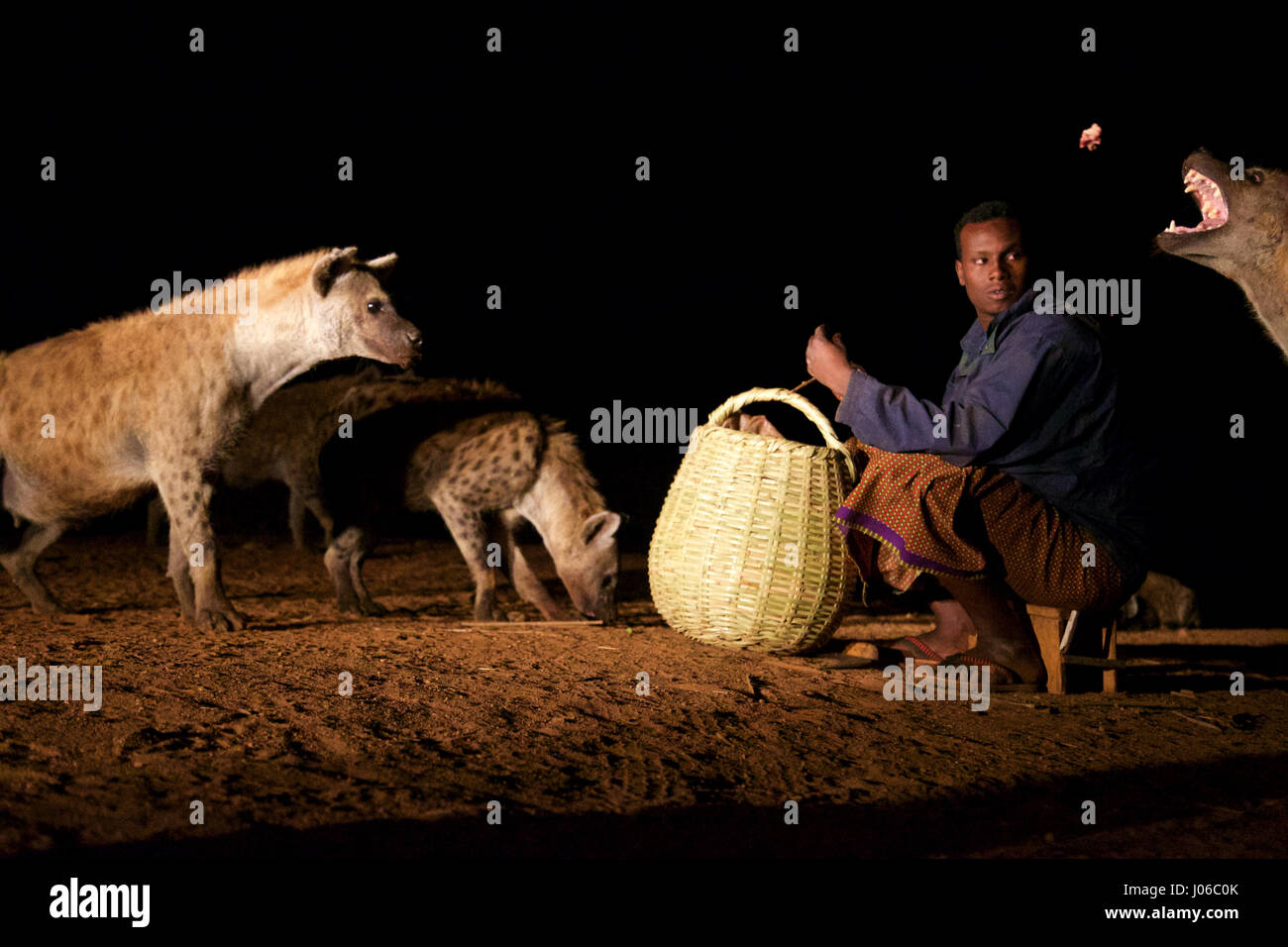 HARAR, ETHIOPIA: New 'Hyena Man' Abbas Saleh with hyenas. MEET the ...