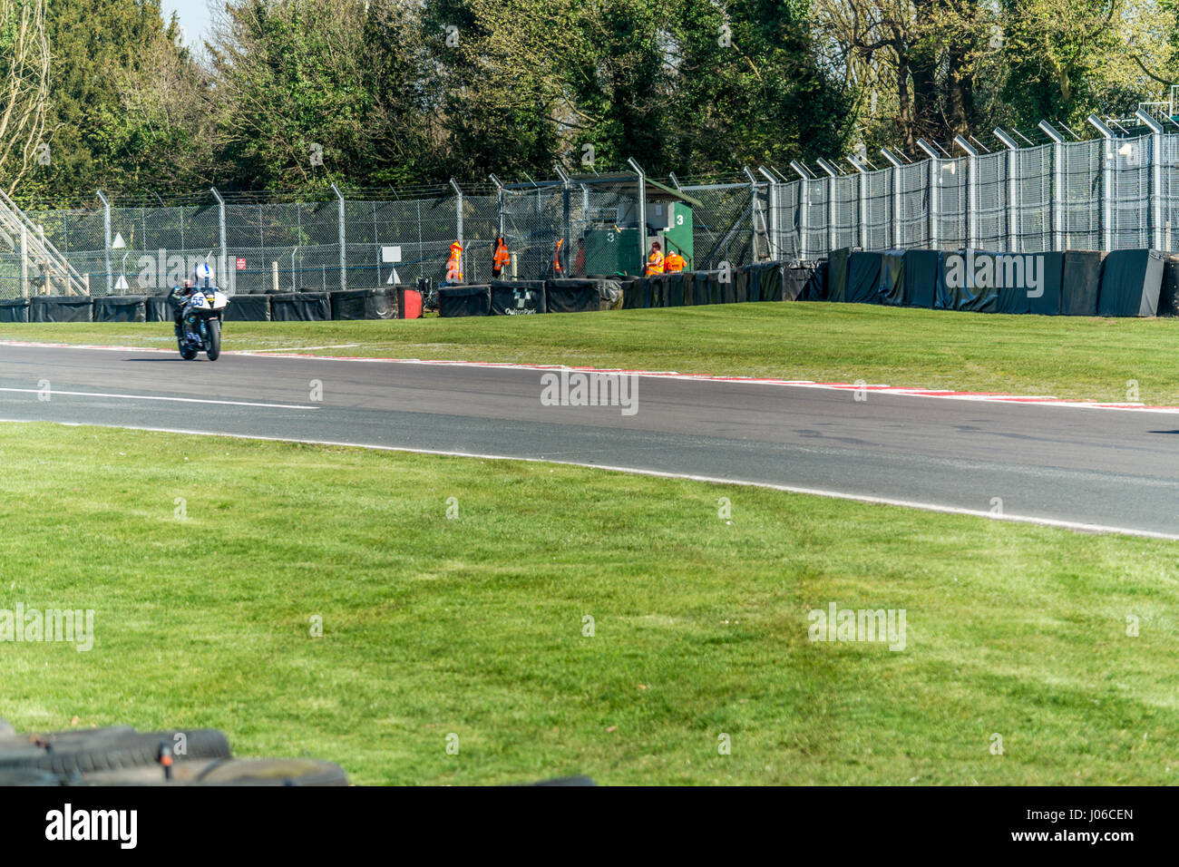 Motorbike racing at Oulton Park, Cheshire Stock Photo - Alamy