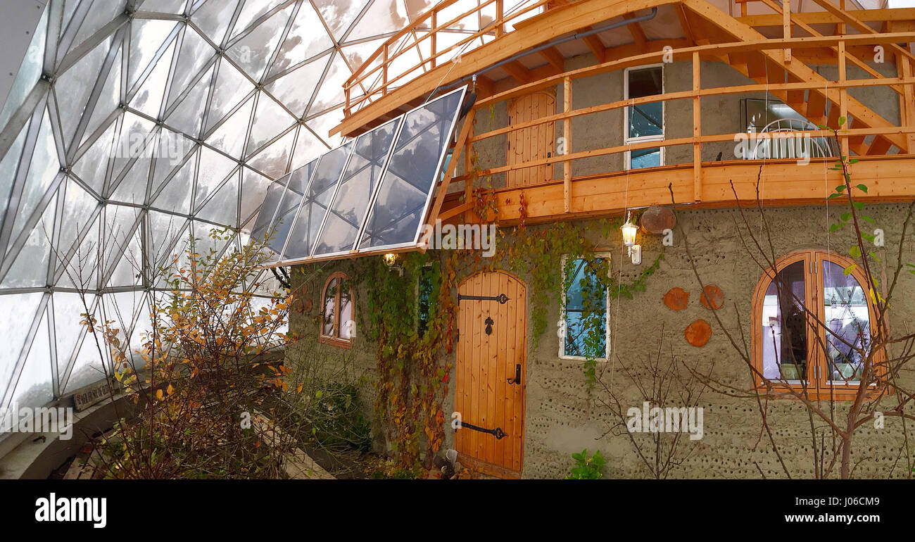 SANDHORNOY, NORWAY: STUNNING photographs have revealed a £297K eco ...