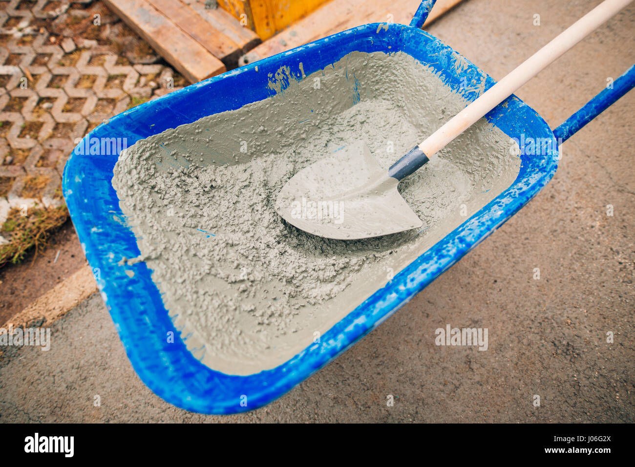 Cement Spade