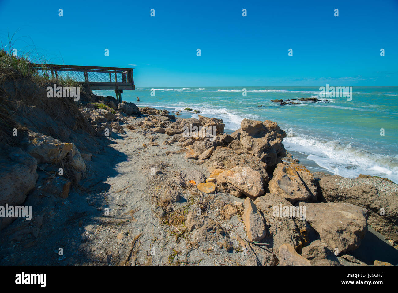 crashing waves along beach rocks Stock Photo - Alamy