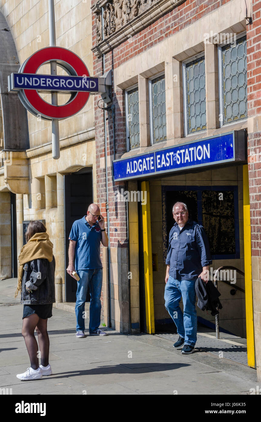London aldgate station hi-res stock photography and images - Alamy