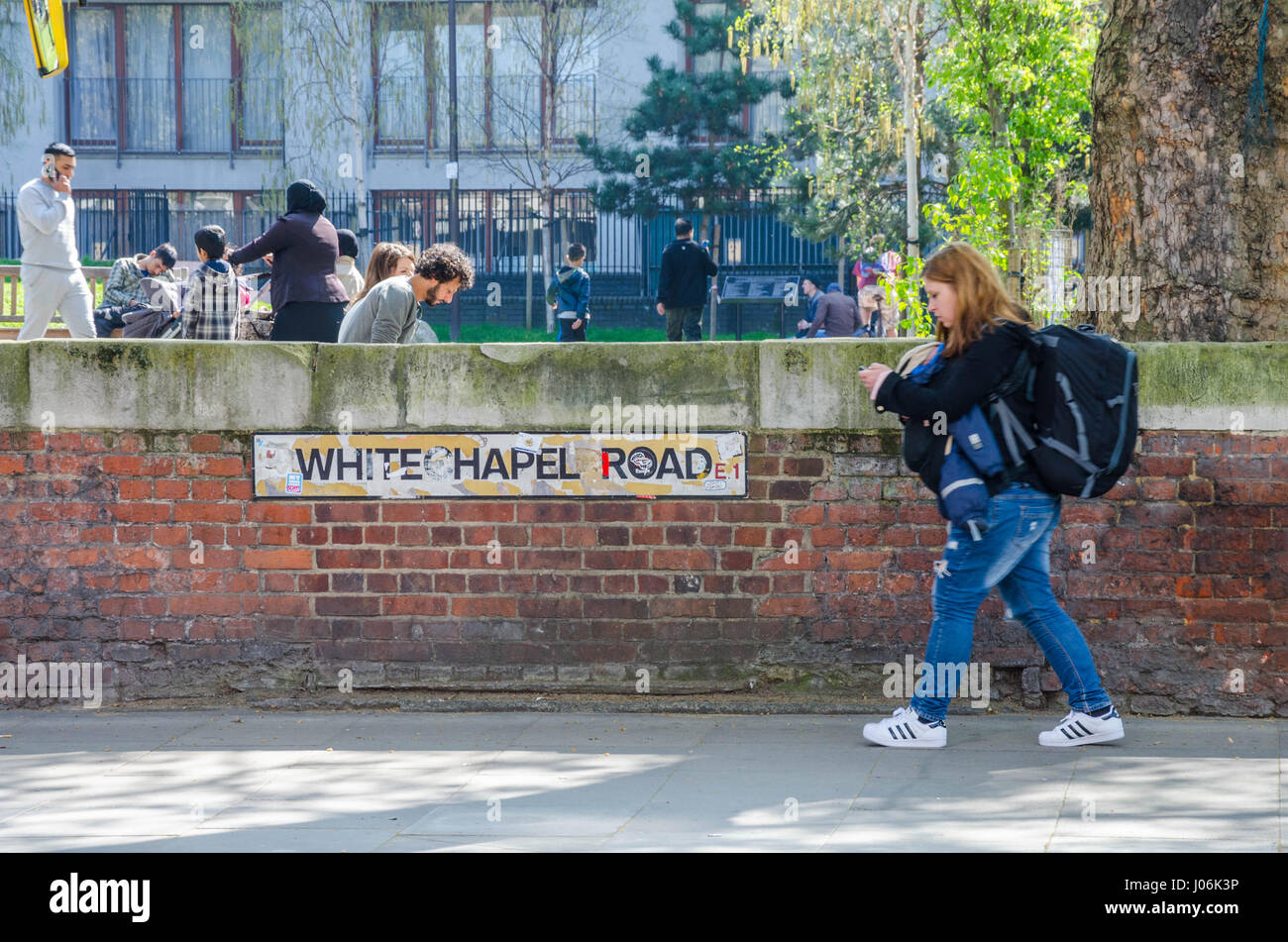 Whitechapel Road street name sign Stock Photo - Alamy