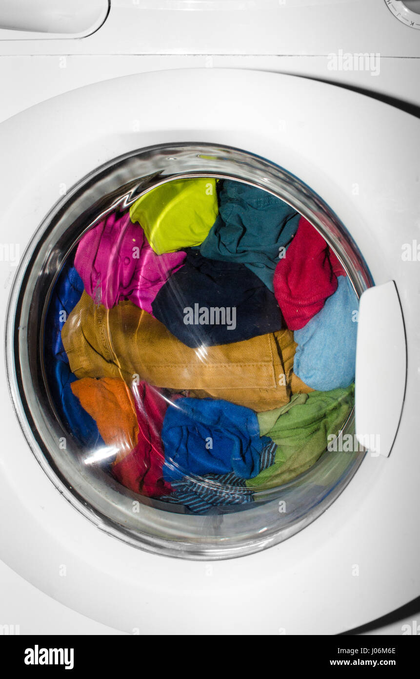 Full washing machine hi-res stock photography and images - Alamy