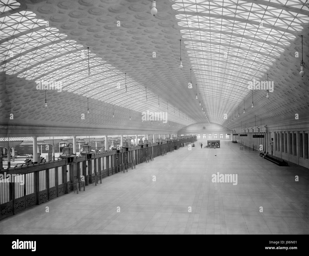 Train Concourse, Union Station, Washington DC, USA, Detroit Publishing ...