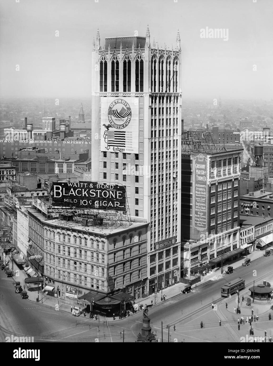 Usa real estate company Black and White Stock Photos & Images - Alamy