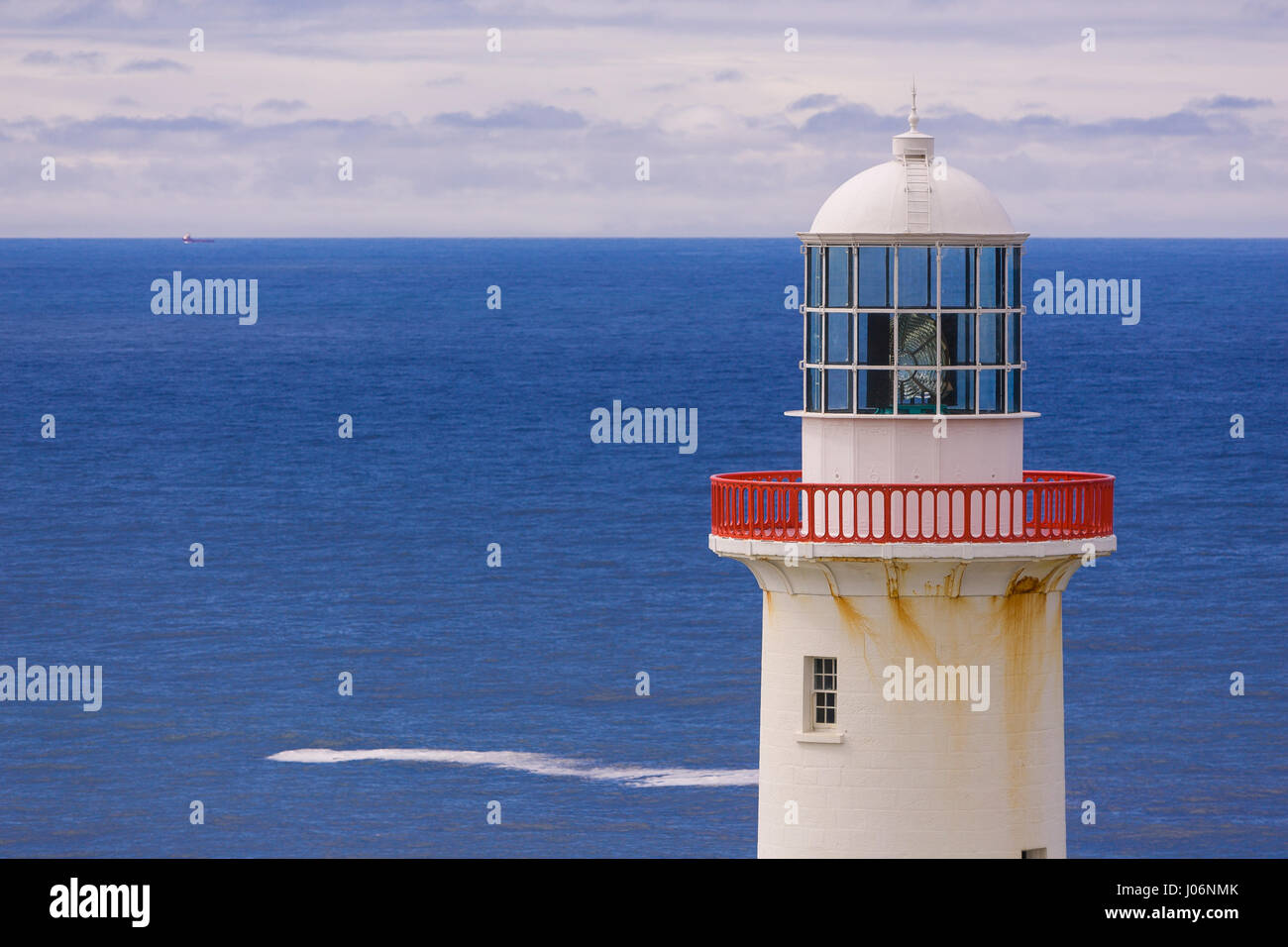 ARAN ISLAND, DONEGAL, IRELAND - Lighthouse and Atlantic Ocean ...