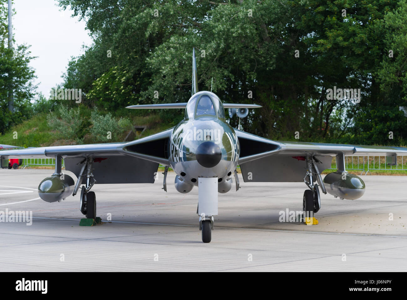 LEEUWARDEN, NETHERLANDS - JUNI 10 2016: Dutch Hawker Hunter F6A N-294 ...