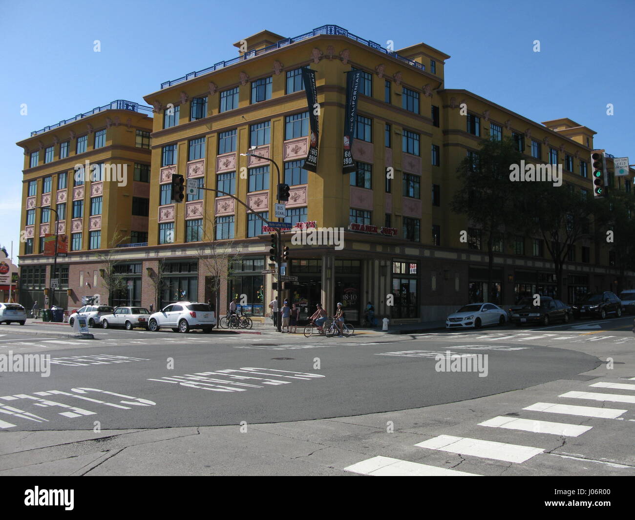 Corner of berkeley street hi-res stock photography and images - Alamy
