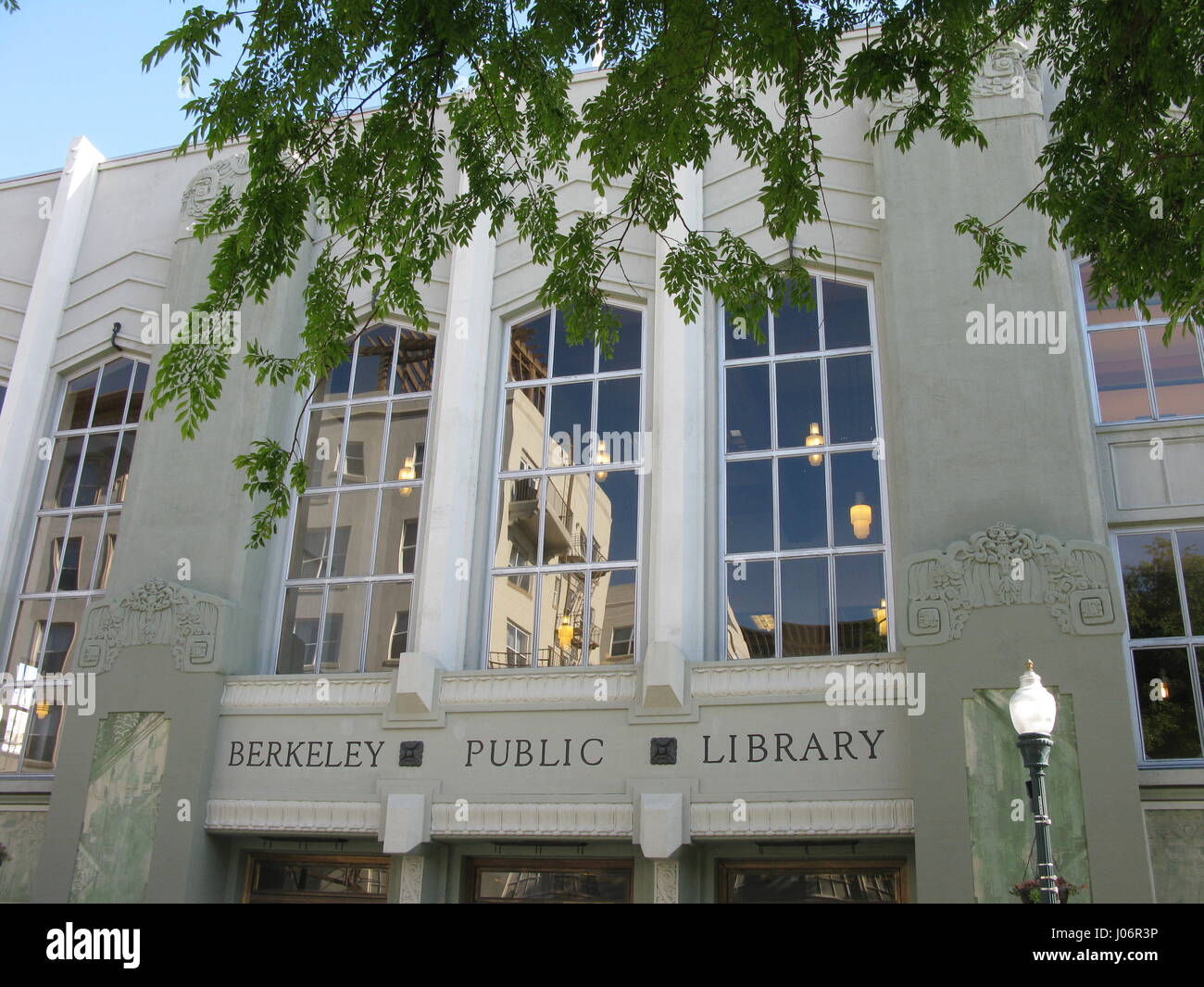 Berkeley public library hi-res stock photography and images - Alamy