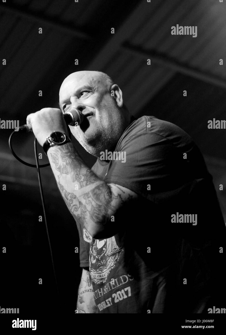 Thomas Mensi Mensforth performing with British punk band the Angelic ...