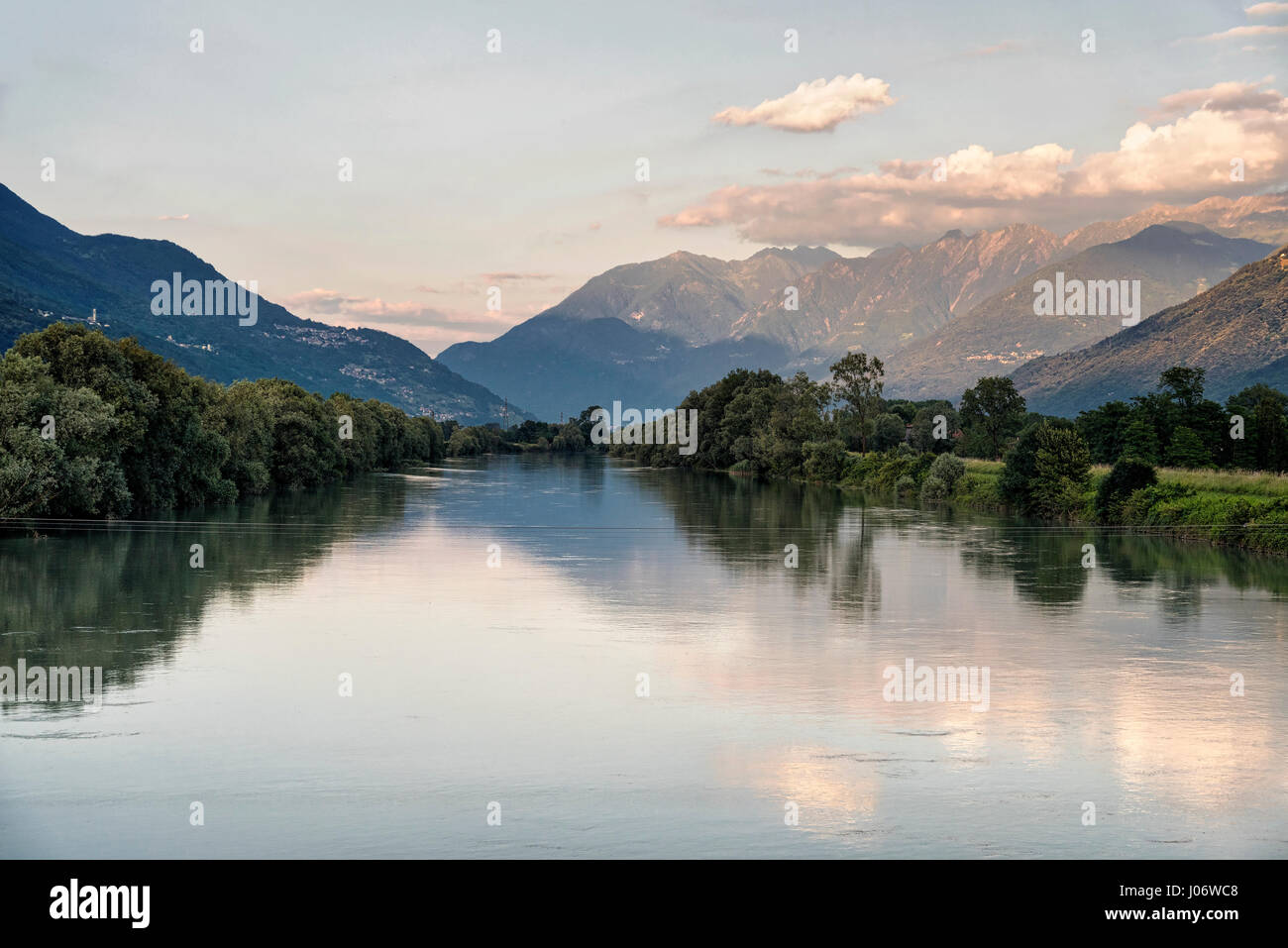Valley of the adda river hi-res stock photography and images - Alamy