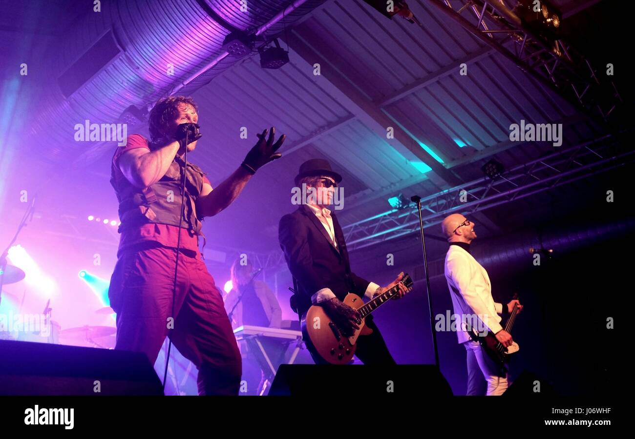 Terrorvision band hi-res stock photography and images - Alamy