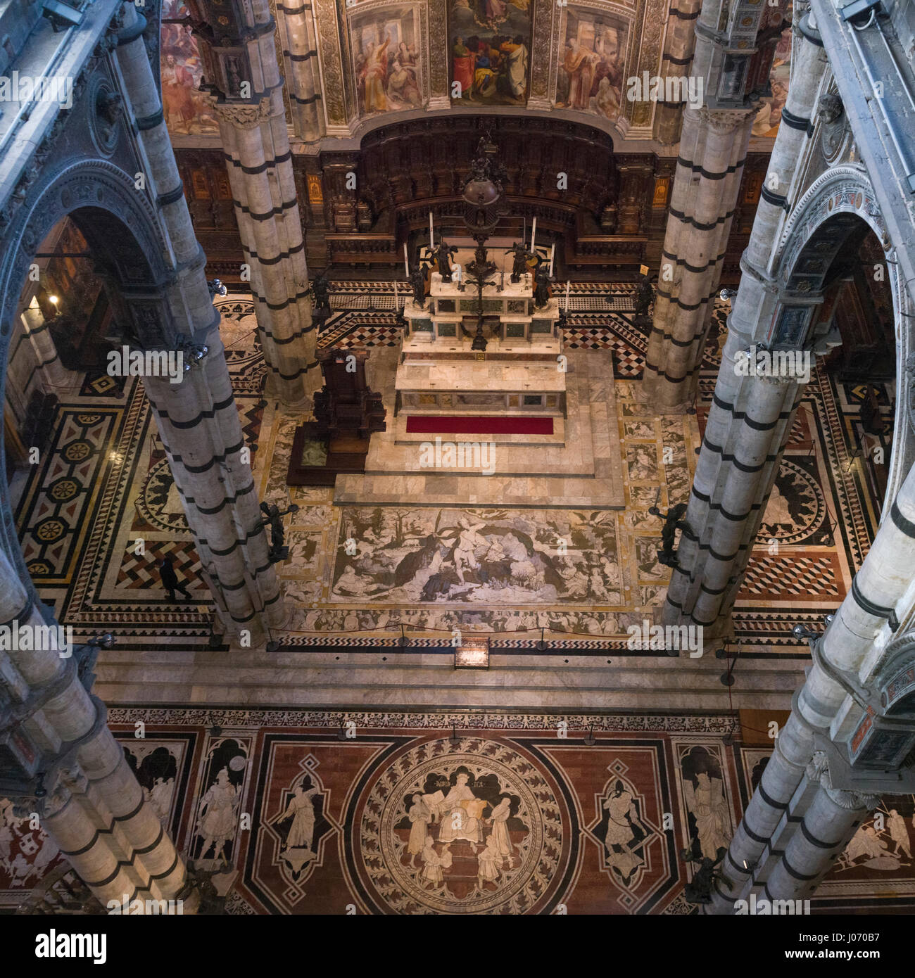 Duomo siena altar church hi-res stock photography and images - Alamy