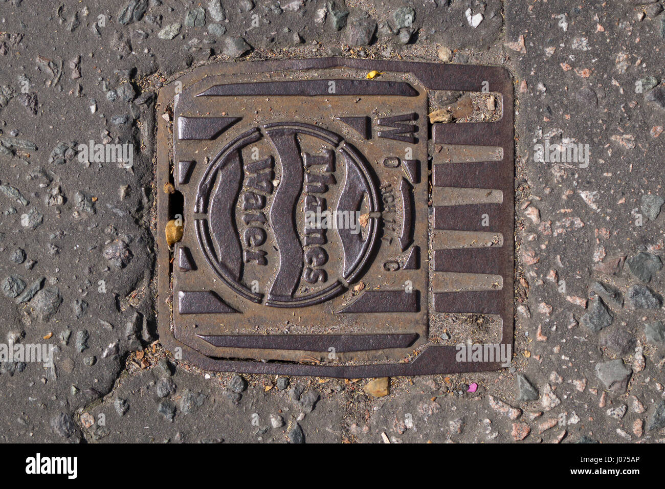 Thames Water manhole cover in London,England,UK Stock Photo - Alamy
