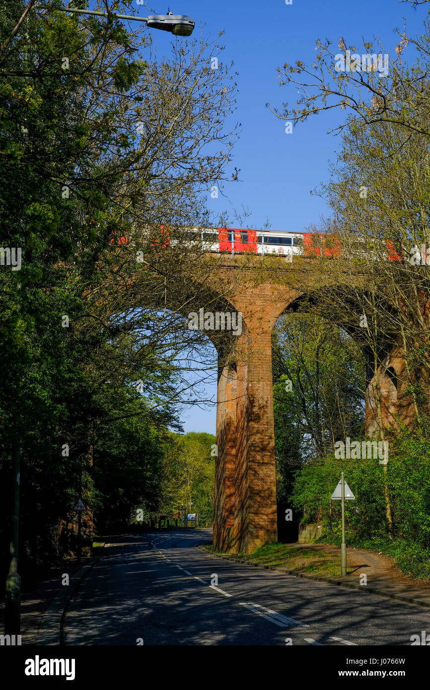 London underground tube train stations hi-res stock photography and ...