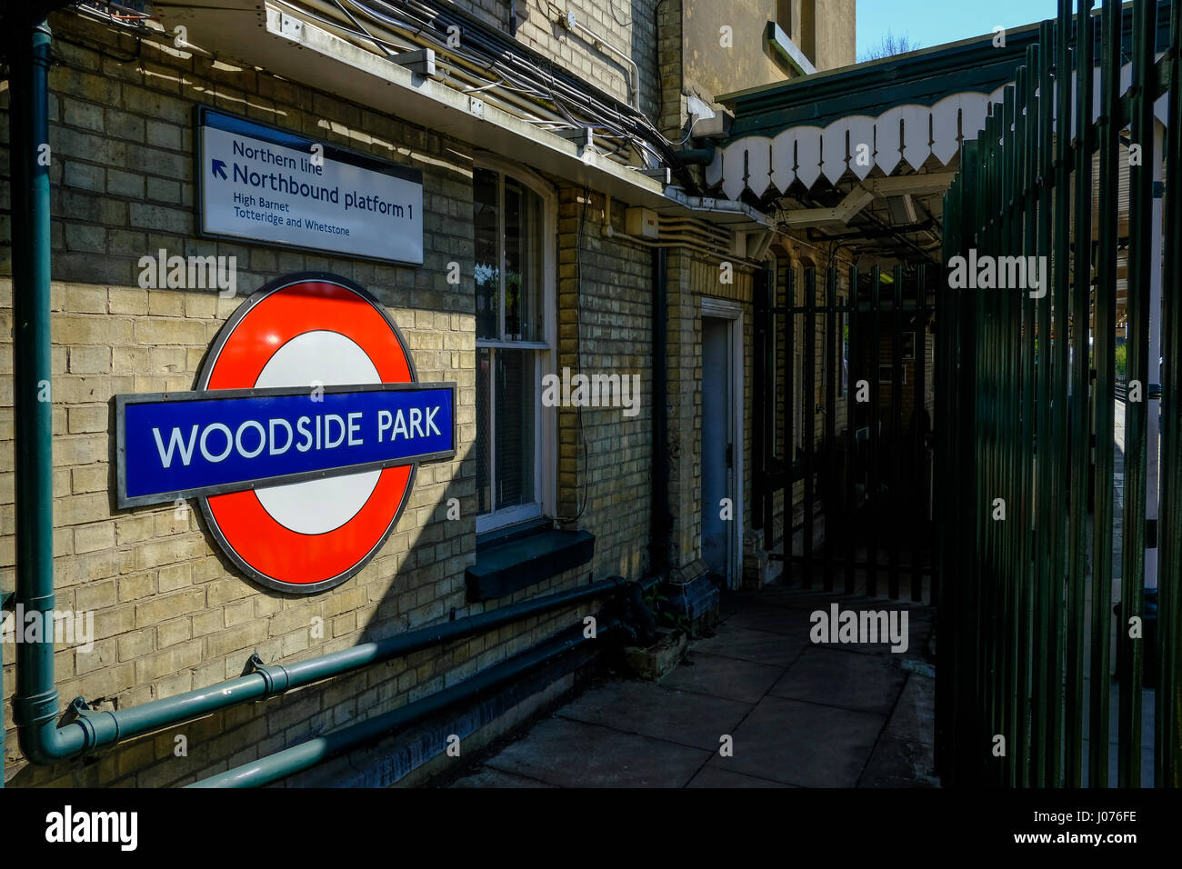 Woodside park station hi-res stock photography and images - Alamy