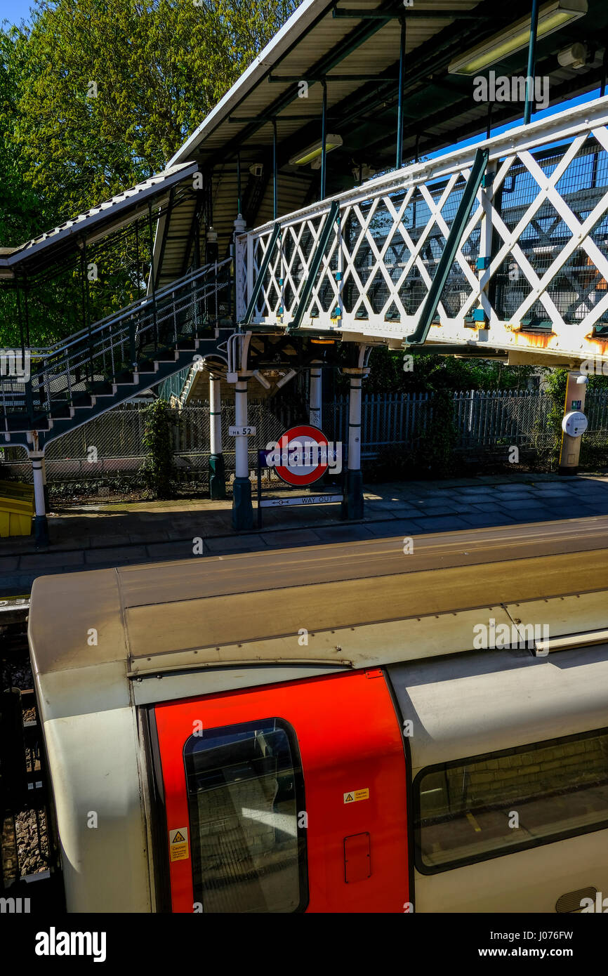 Woodside park hi-res stock photography and images - Alamy