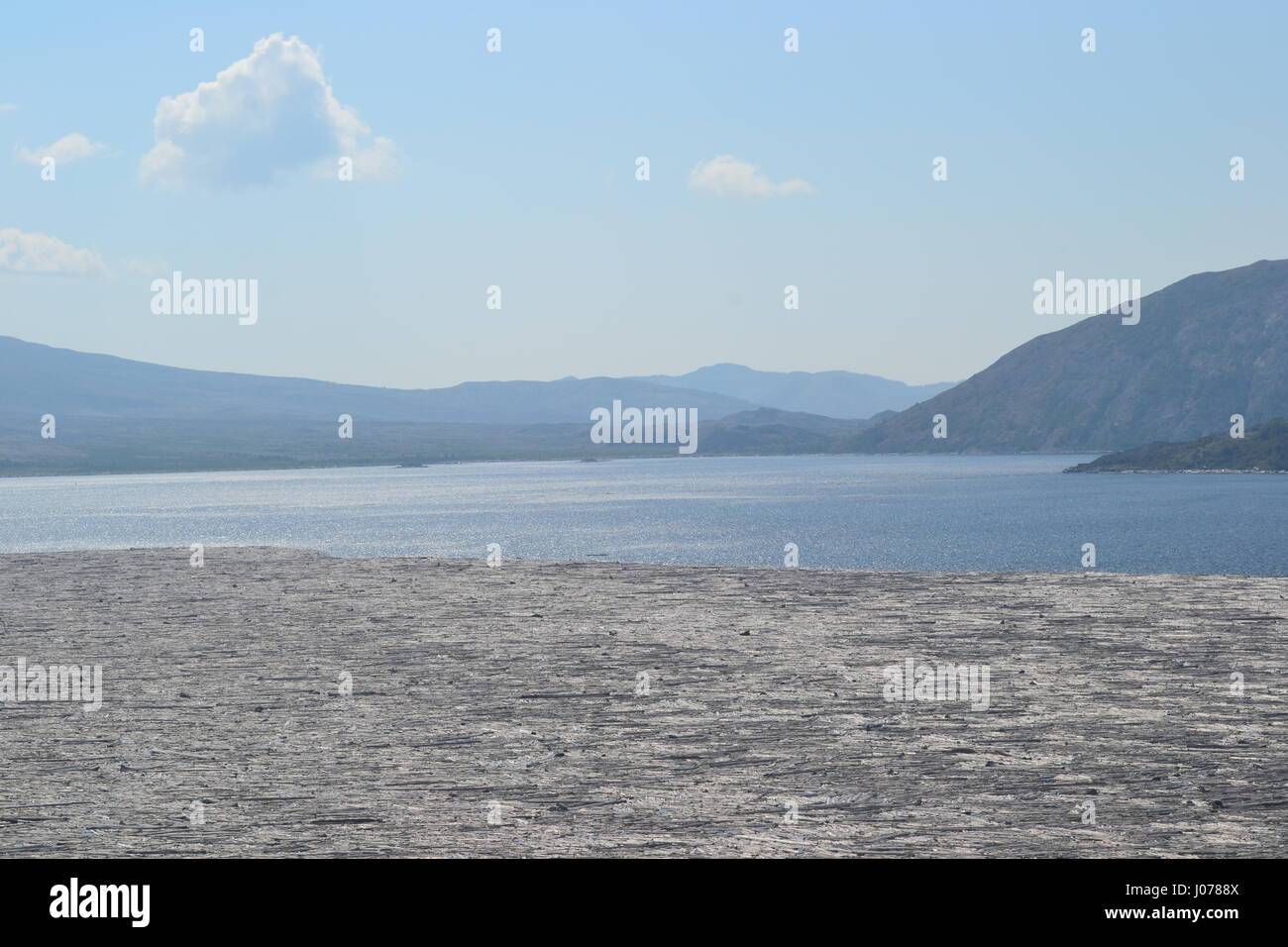 Spirit Lake in Mt Saint Helens National Volcanic monument Stock Photo ...