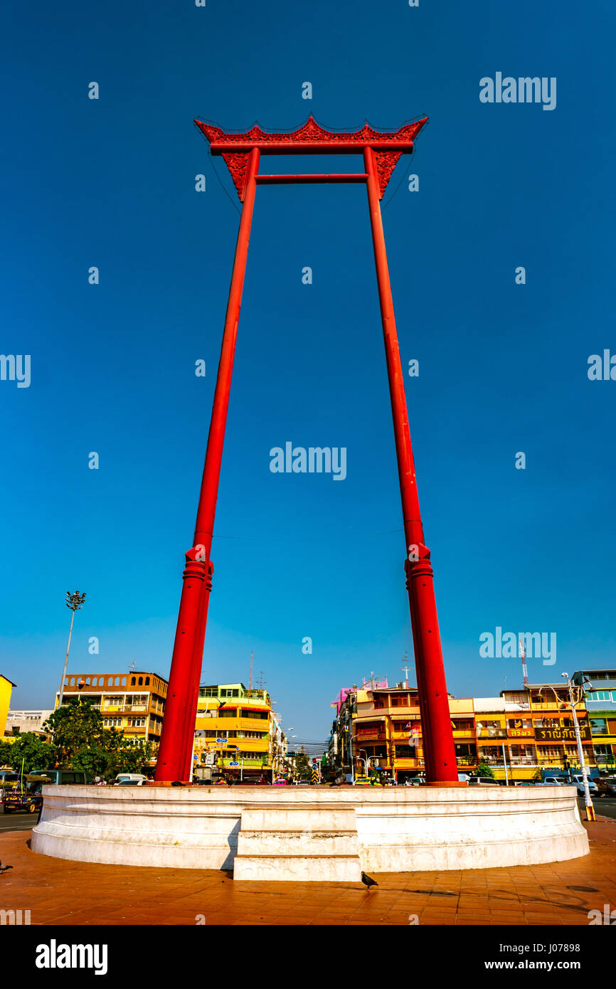 The giant swing, Sao Ching Cha, in Bangkok Stock Photo - Alamy