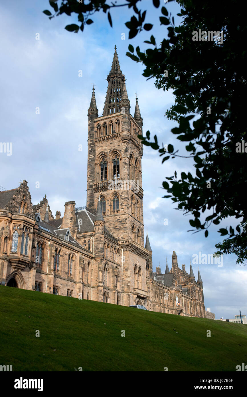 University glasgow main building gilmore hi-res stock photography and ...