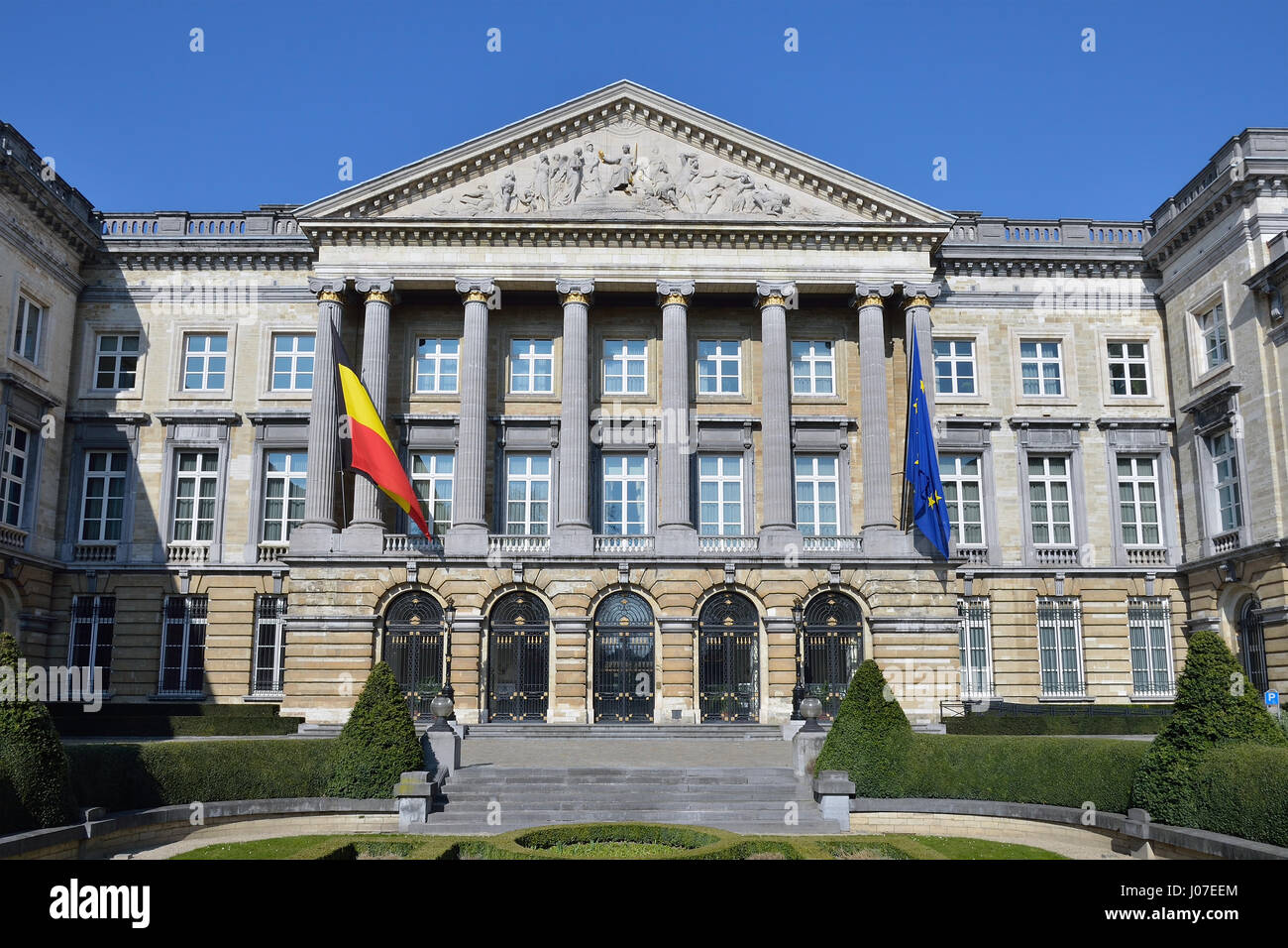 Federal parliament sitting hi-res stock photography and images - Alamy