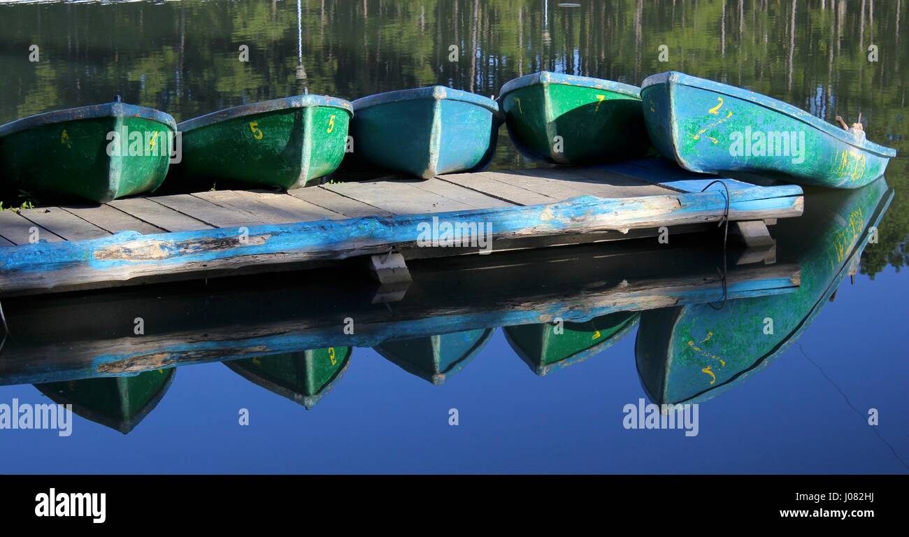 Reflection wooden boat hull hi-res stock photography and images - Alamy