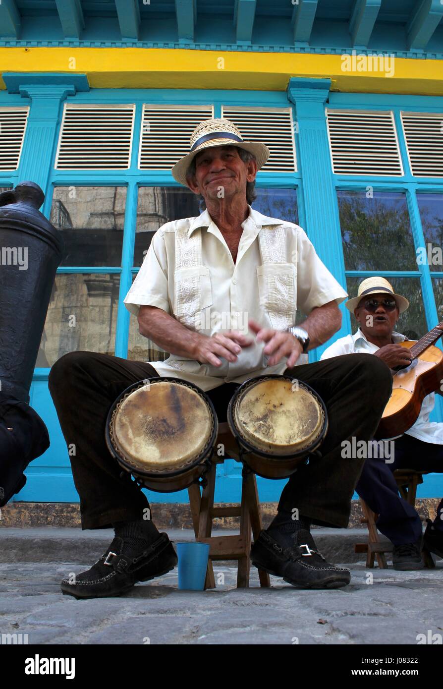 Conga drums hi-res stock photography and images - Alamy