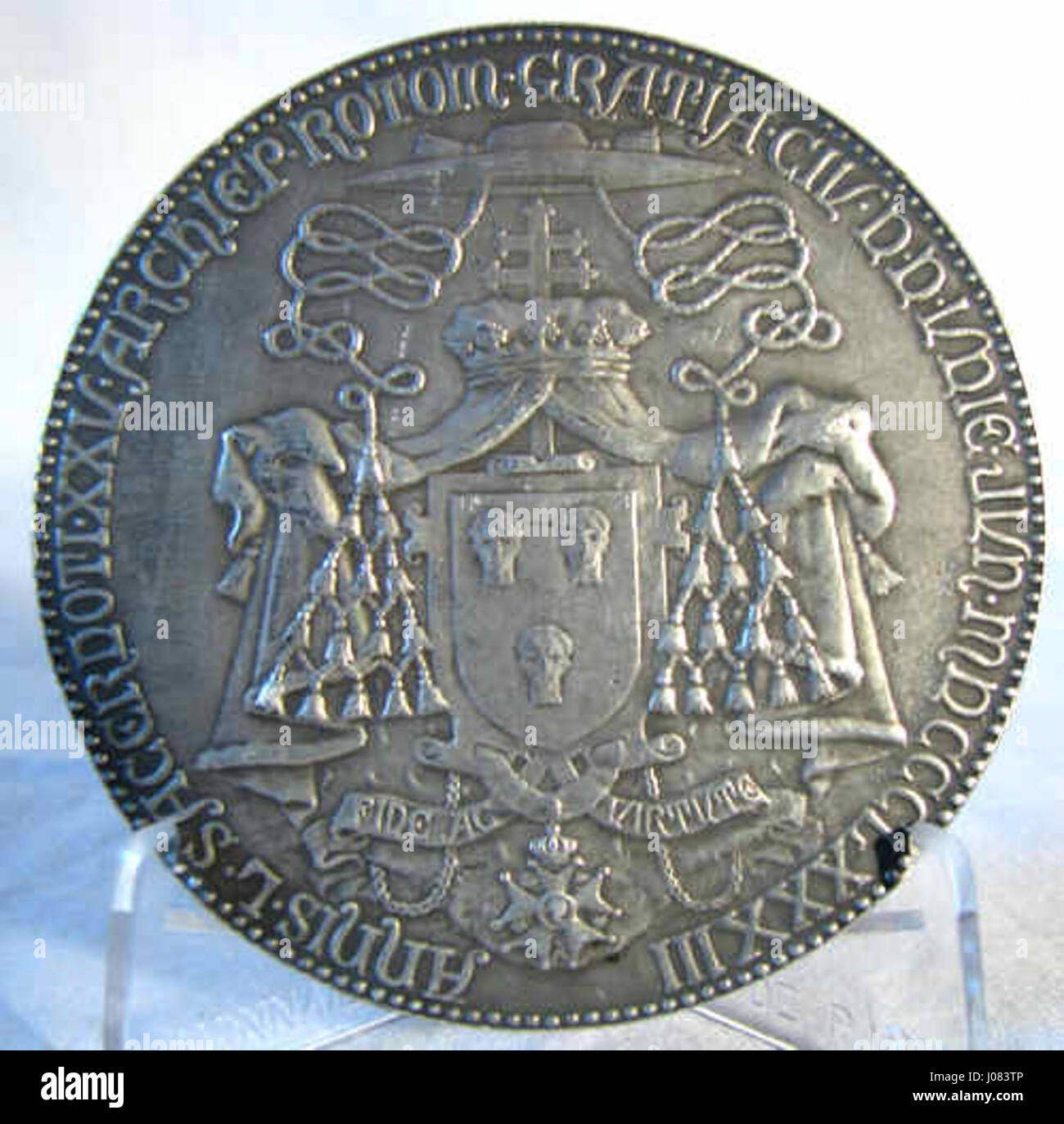 The reverse side of the medal commemorating Cardinal de Bonnechose ...