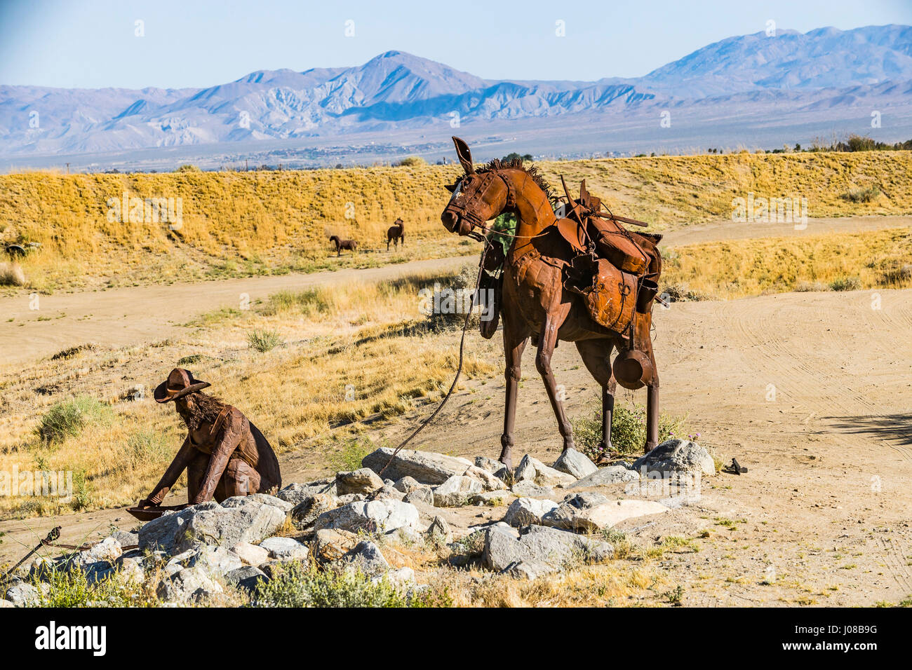 Ricardo Breceda Galeta Meadows Sky Art steel sculptures Stock Photo - Alamy