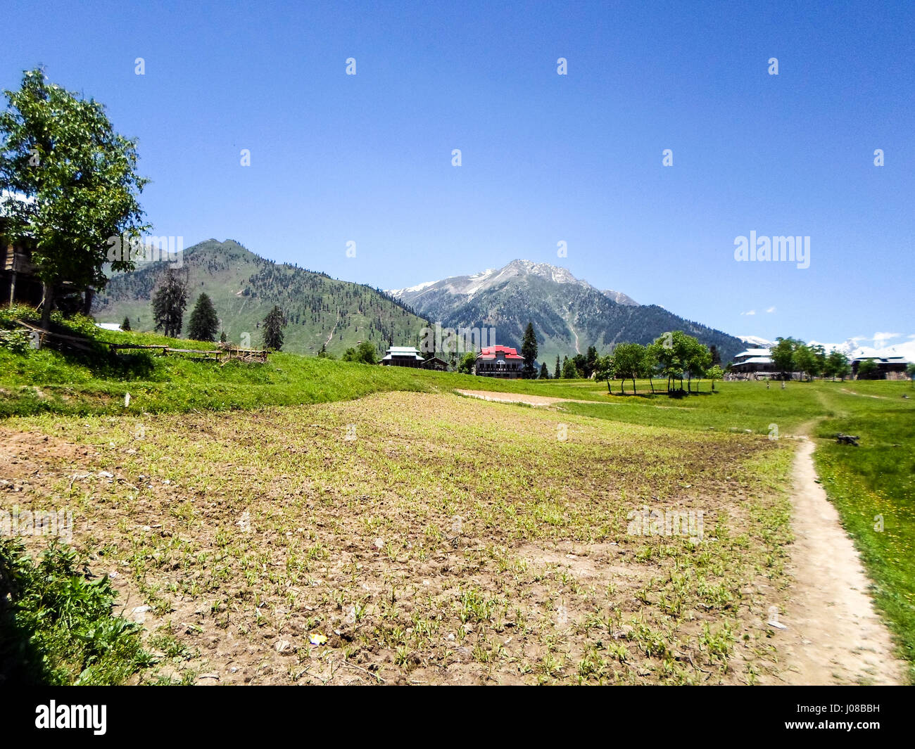 Pakistan valley houses hi-res stock photography and images - Alamy