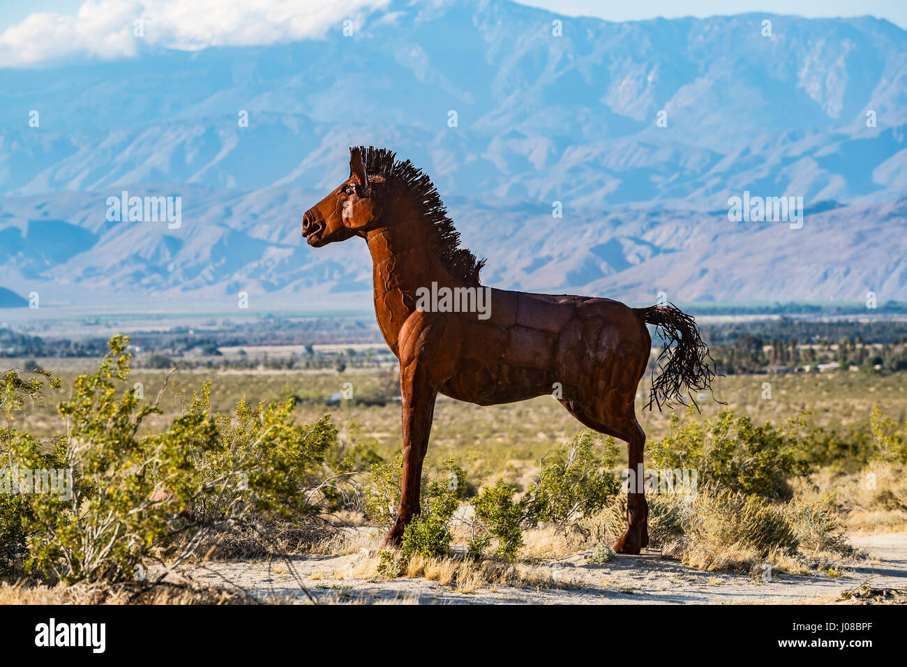 Ricardo Breceda Galeta Meadows Sky Art steel sculptures Stock Photo - Alamy
