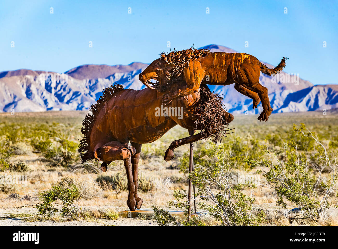 Ricardo Breceda Galeta Meadows Sky Art steel sculptures Stock Photo - Alamy