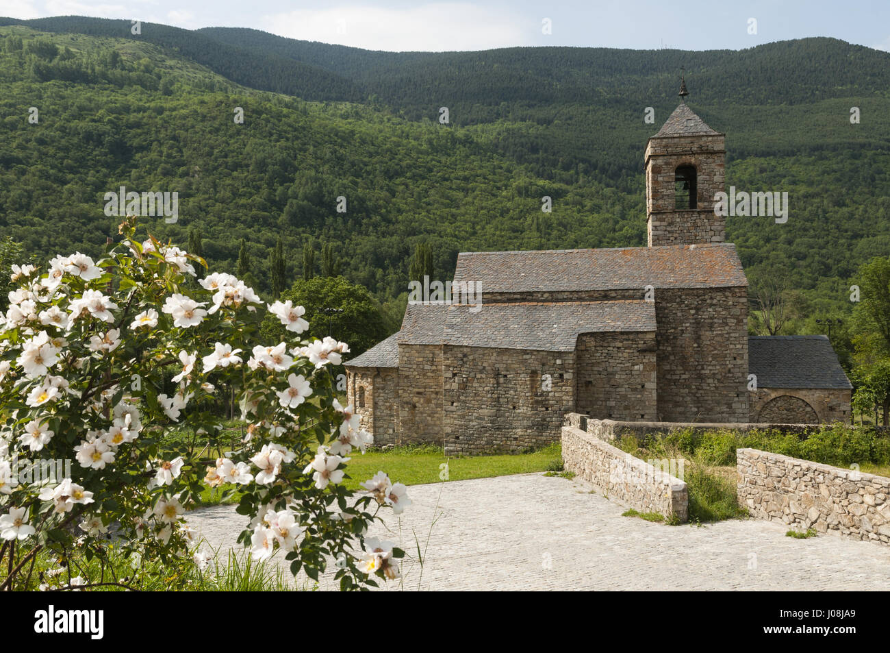 Spain, Pyrenees, Catalonia, Val de Boi, Barruera, Sant Feliu church ...