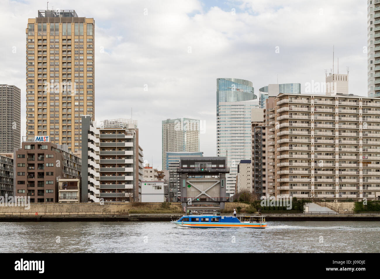 Japanese tourist facilities hi-res stock photography and images - Alamy