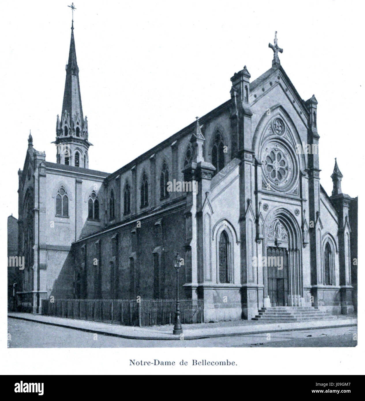 This volume from Martin’s series on Lyon's churches and chapels details ...