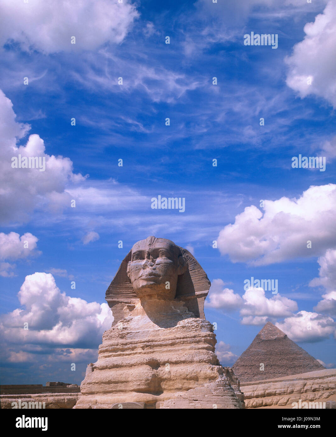 Egypt egyptian cairo giza pyramid hi-res stock photography and images ...