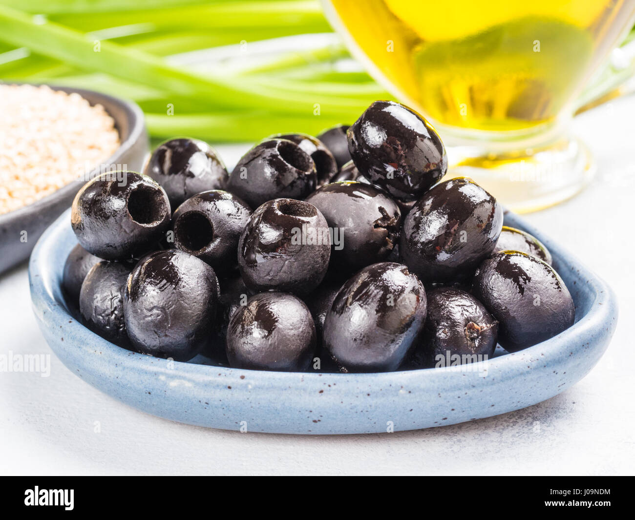 Black olive background hi-res stock photography and images - Alamy