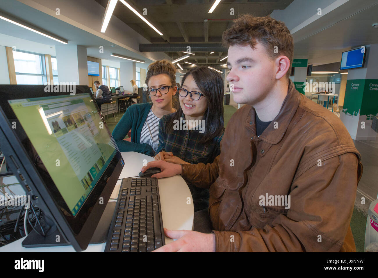 Computer assignment hi-res stock photography and images - Alamy