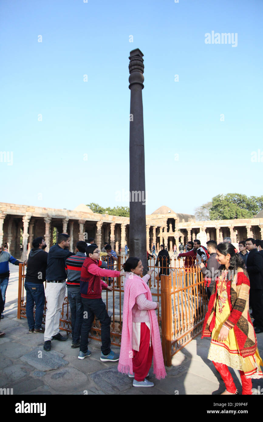 The Majestic Victory Tower, Qutub Minar is a UNESCO world heritage site ...