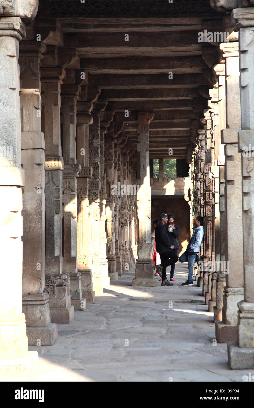 The Majestic Victory Tower, Qutub Minar is a UNESCO world heritage site ...