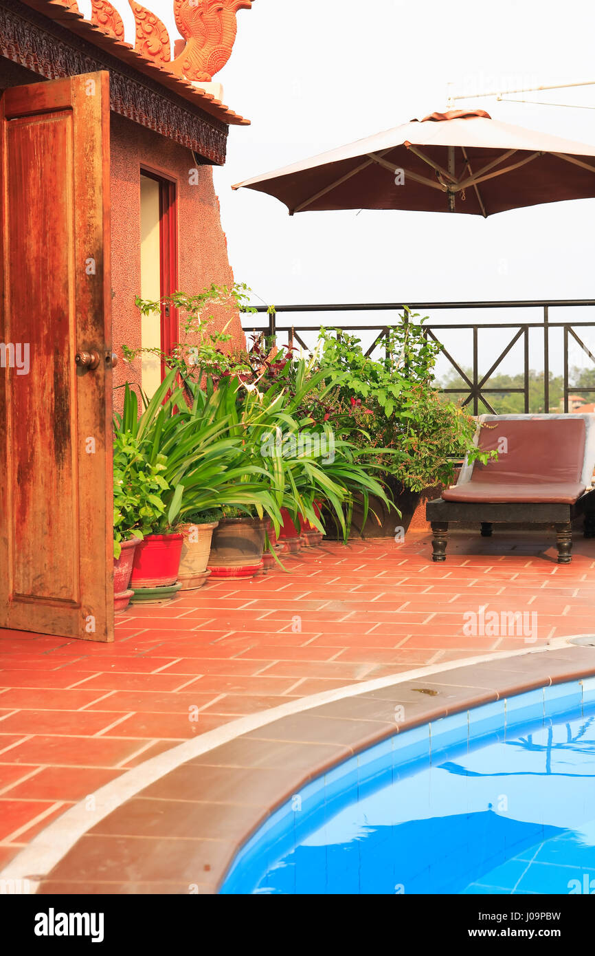 Closeup of elegant empty water pool with blue water Stock Photo - Alamy