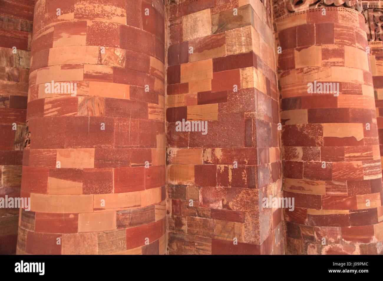 Detail work of Qutub Minar, Qutub Minar - UNESCO world heritage site ...