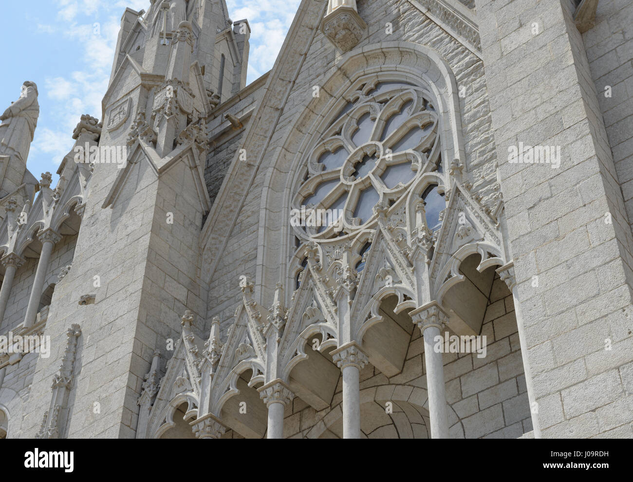 Gothic stone tracery hi-res stock photography and images - Alamy