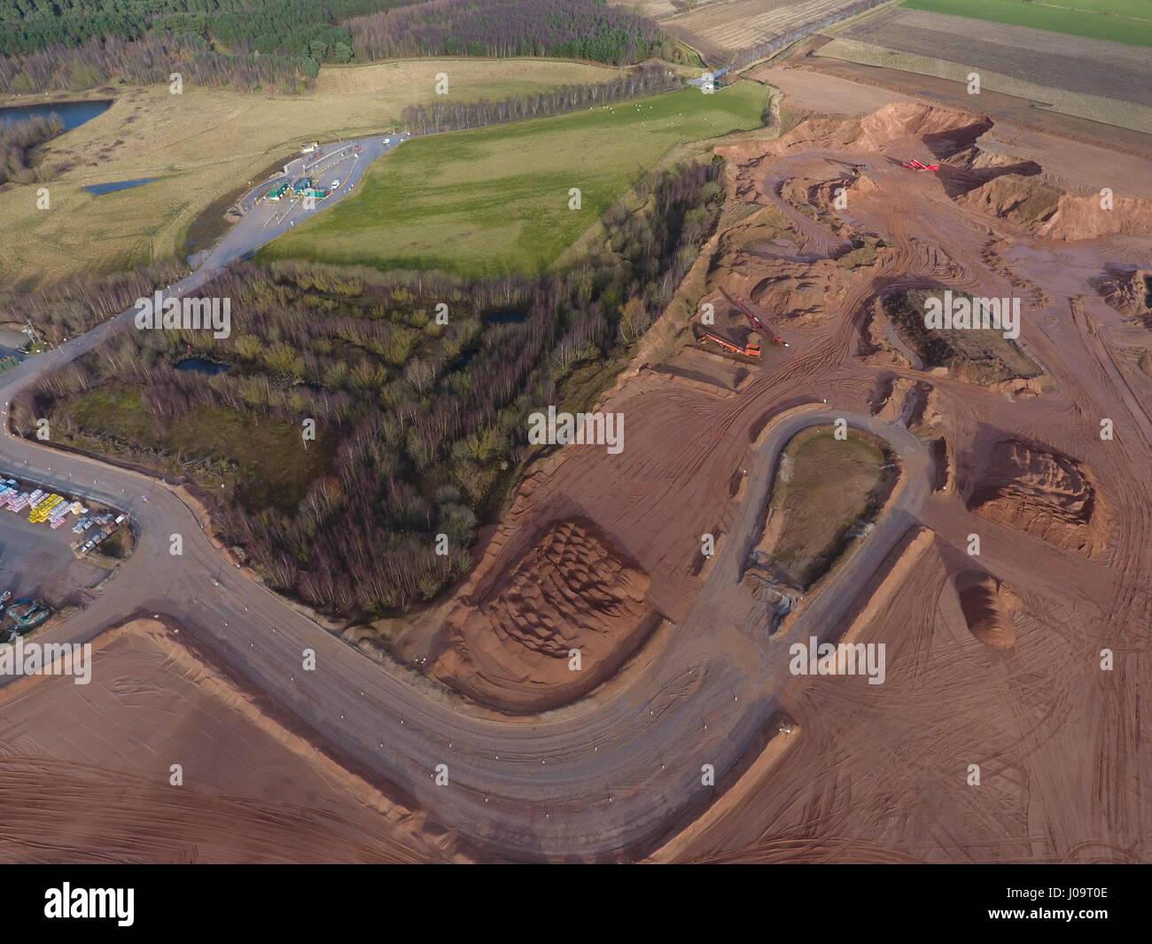 Aerial photograph of Oakmere Sand Quarry, Cheshire Stock Photo - Alamy