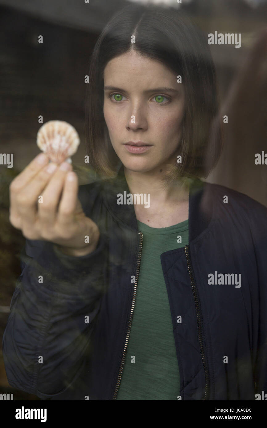 HUMANS, Sonya Cassidy, (Season 2, ep. 202, aired in US on Feb. 20, 2017 ...