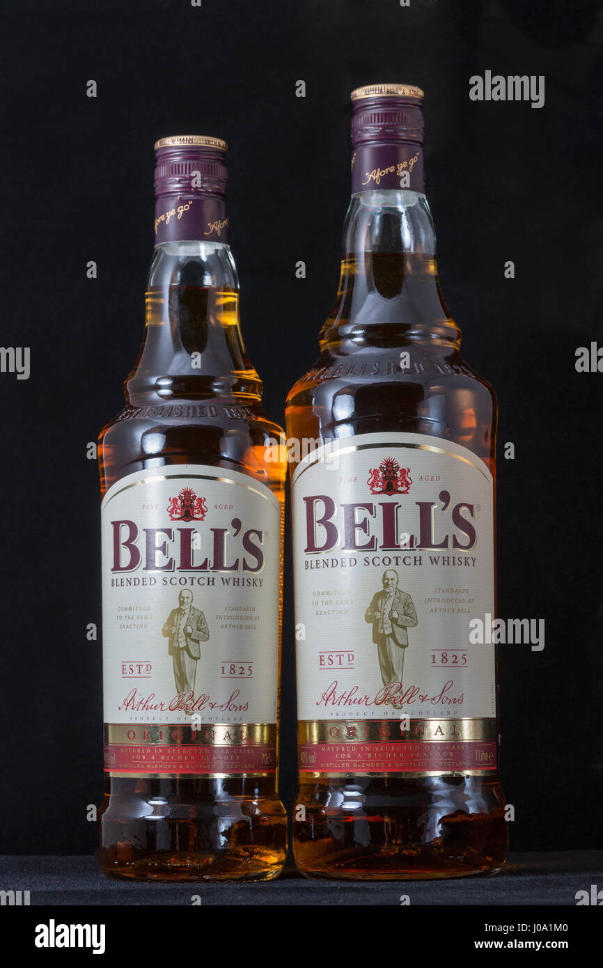 Arthur bell whisky hi-res stock photography and images - Alamy
