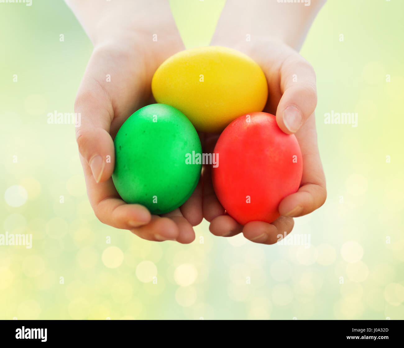 Child holding egg hi-res stock photography and images - Alamy