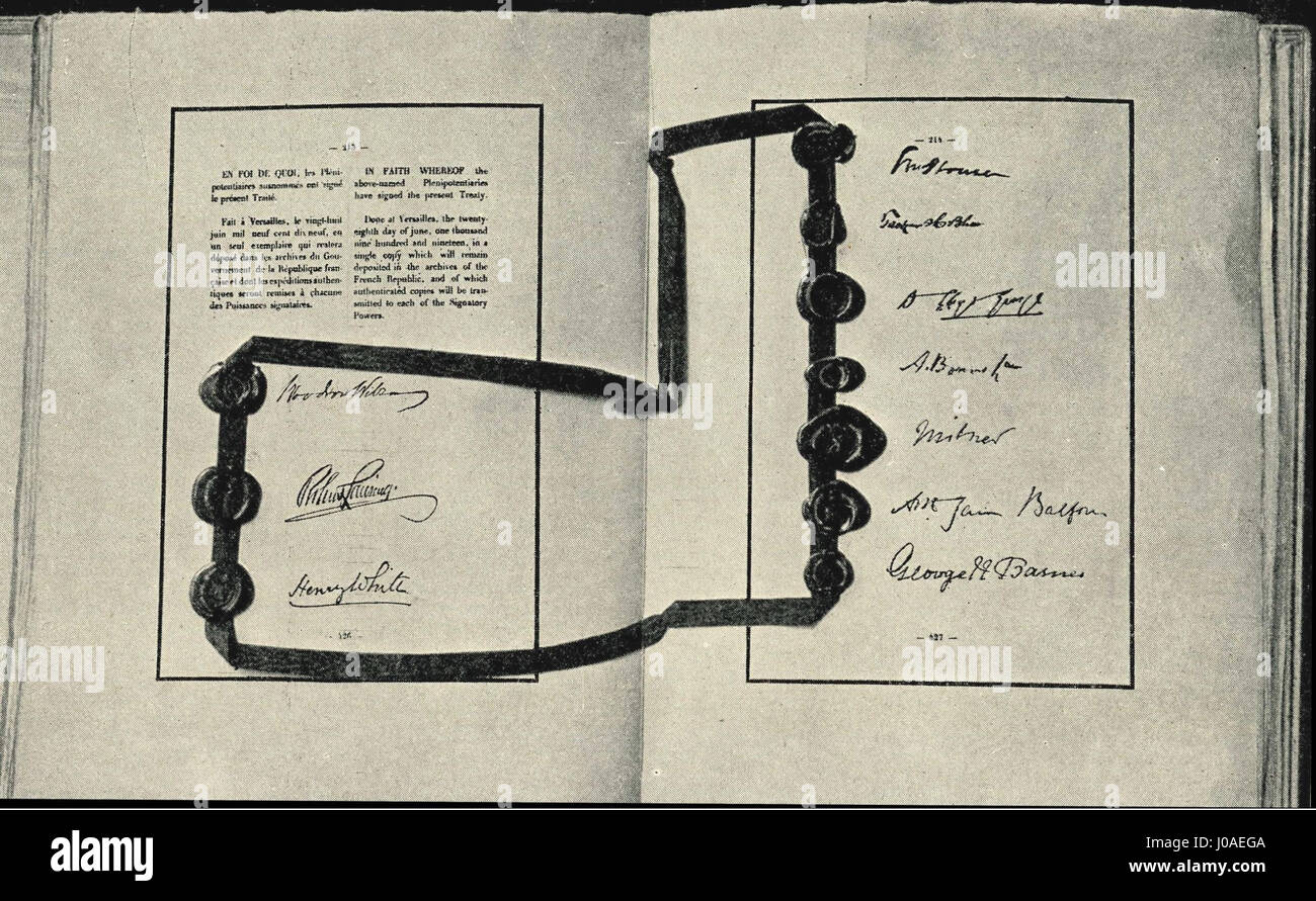 Treaty of versailles 1919 hi-res stock photography and images - Alamy